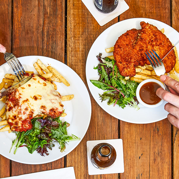 Adelaide's Best Sports Bar and Restaurant | The Hampstead Hotel